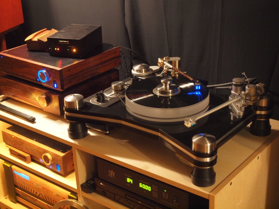 Soundsmith at Denver RMAF 2010 Show - pics - AbeCollins - Vinyl Asylum